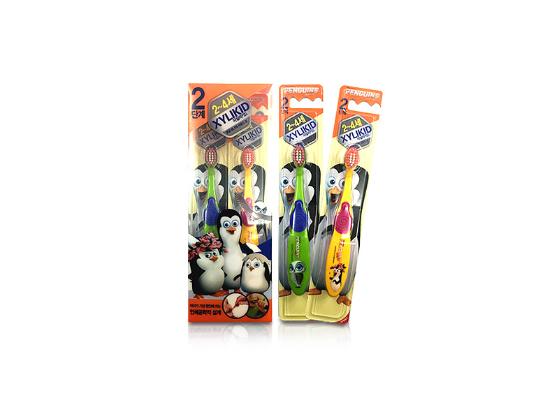 자일리키드 마다가스카라펭귄 2단계 칫솔 – 주식회사 무궁화
